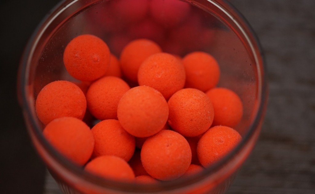 Fluo Pop Ups orange für Karpfen Jetzt bestellen! | Lockstoff-Manufaktur ...